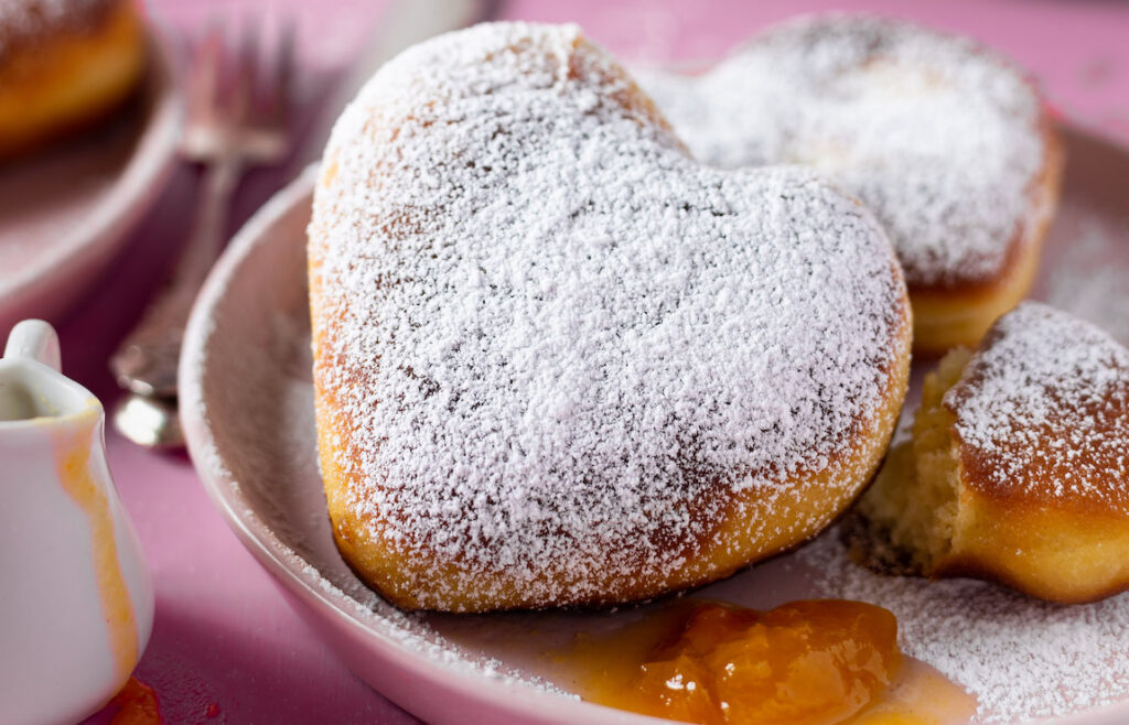 Decadent and Oh So Simple Hungarian Donut Treats - Hungarian Eats